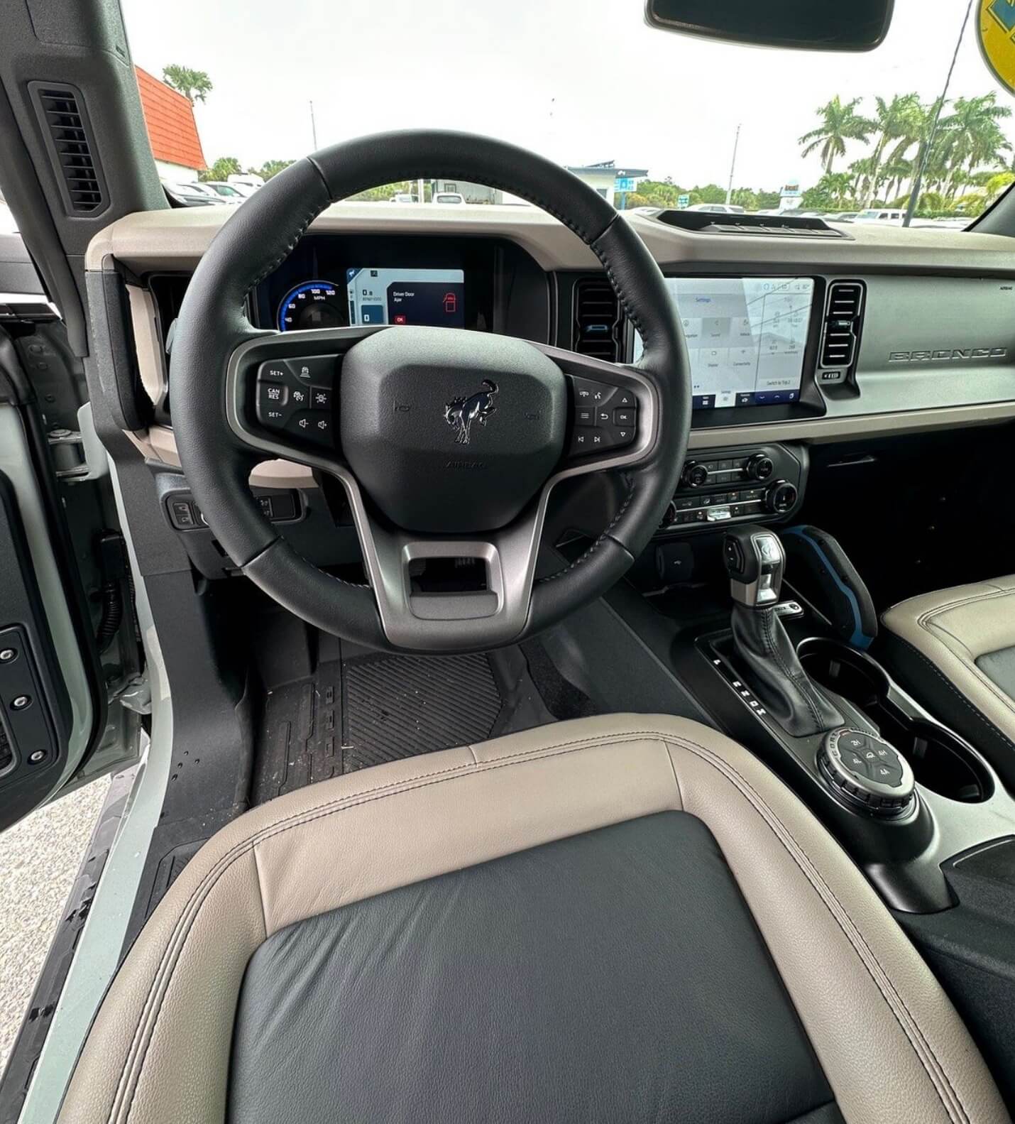 Ford Bronco Wildtrak (Cactus Gray) » MUSTANG 302 GmbH