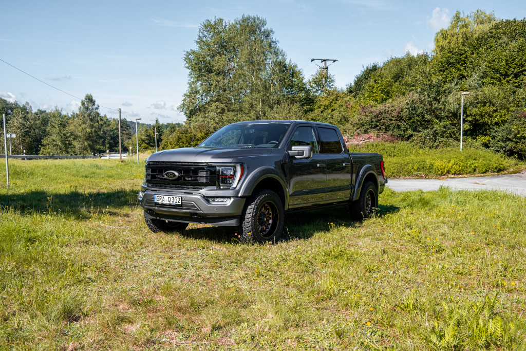 Unsere Projekt-Fahrzeuge » MUSTANG 302 GmbH